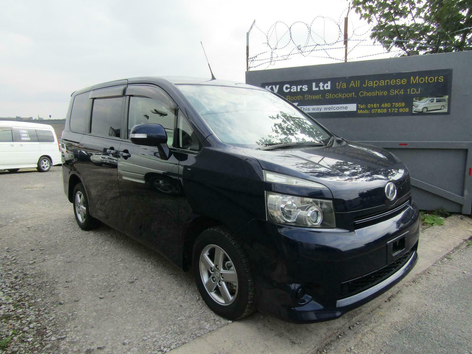 2006 TOYOTA VOXY/NOAH/ESTIMA ZZR 2.0 AUTO 8 SEATER MPV (V4) ULEZ COMPLIANT For Sale (2006) for £ ...