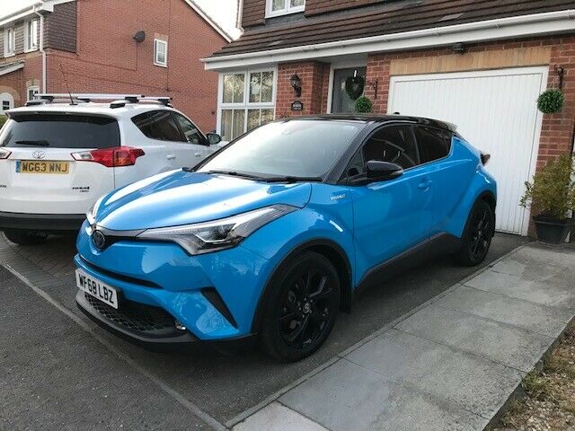 Toyota CHR Dynamic Hybrid 1.8 - Low mileage, FTSH. 19 months Toyota ...