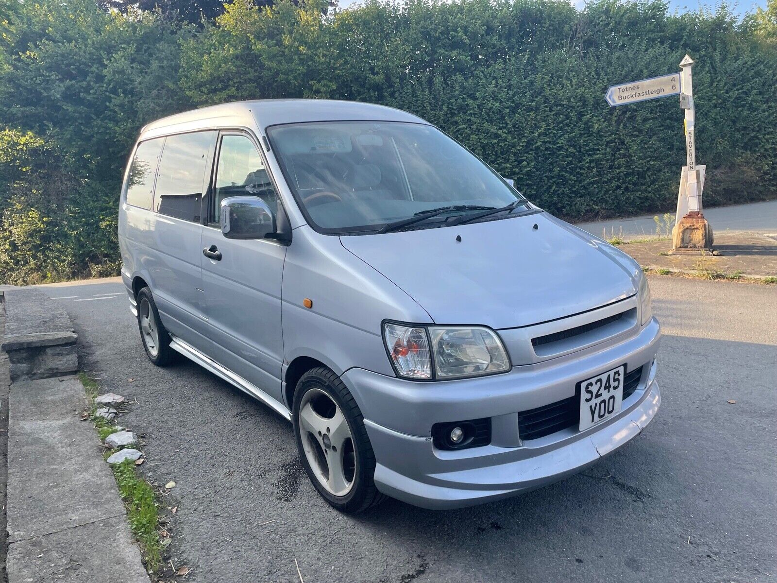 Toyota LiteAce Noah 1998 - 8 Seats Petrol Automatic Good Bus - Low ...