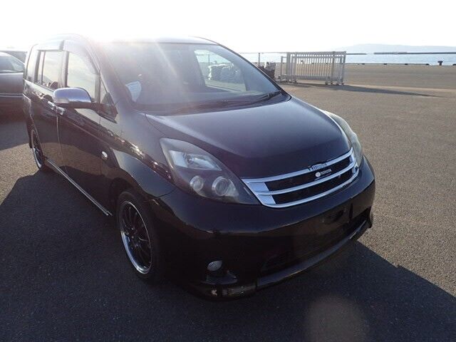 2009 Toyota ISIS 2.0 16V Auto 150BHP 7 Seater MPV JDM Import For Sale ...