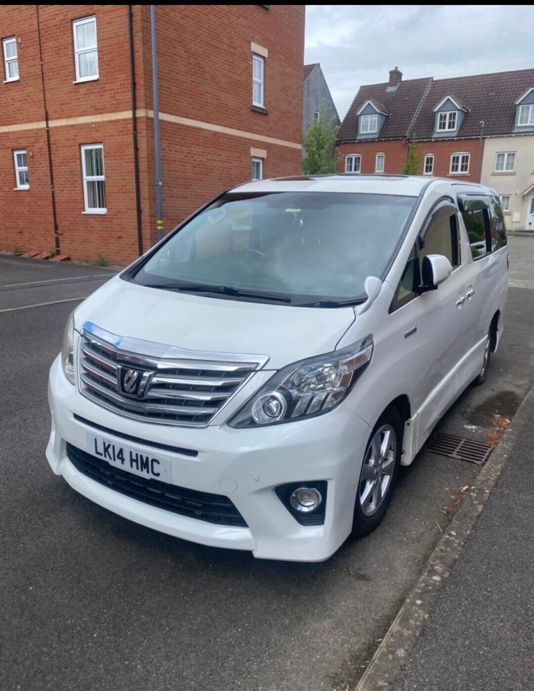 Toyota Alphard 2.4 Hybrid 2014 Model, 4WD VIP style, 7 Seater Automatic ...