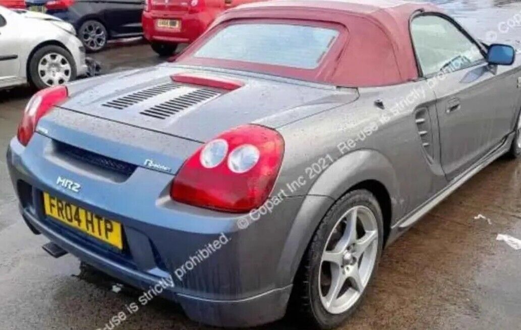 2004 TOYOTA MR2 RED CONVERTIBLE ONLY 44K MILES For Sale (2004) for £5995.0