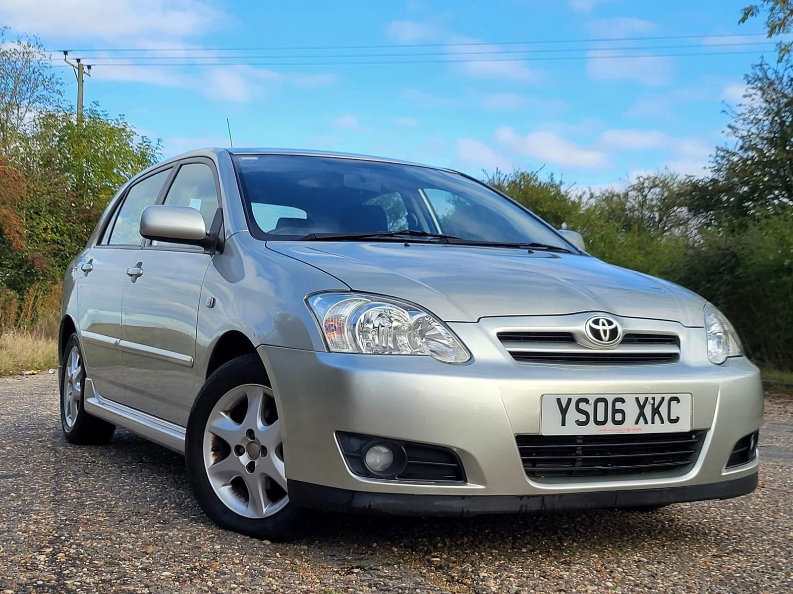 Wunderschone Toyota Corolla 2006 Bilder