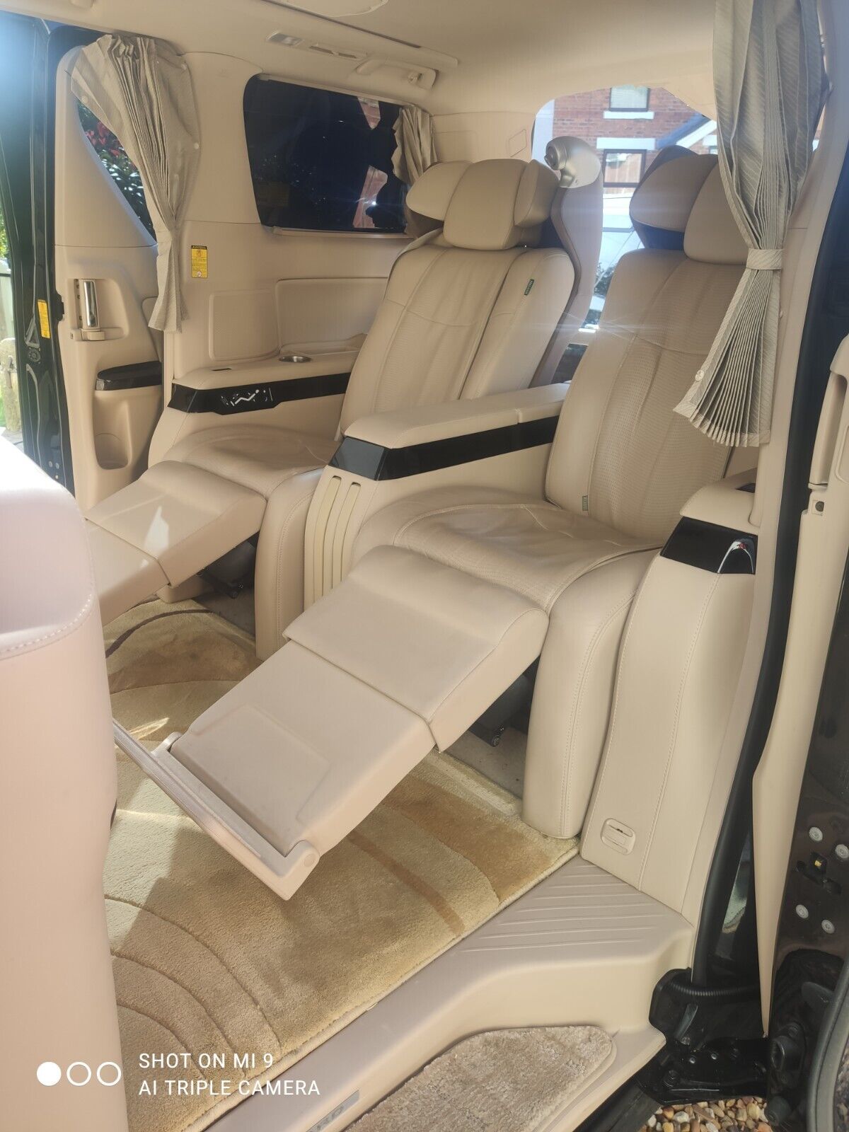 Toyota Royal Lounge