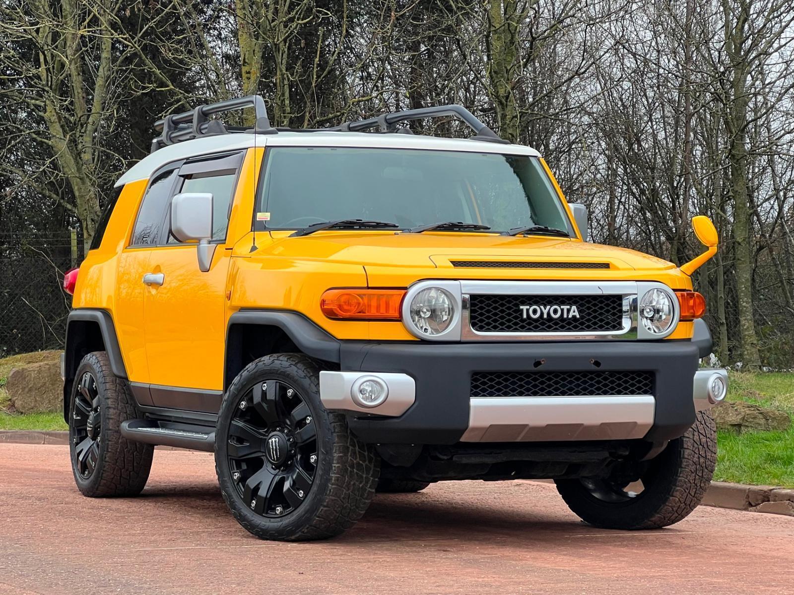 2011 TOYOTA FJ CRUISER For Sale (2011) for £18995.0