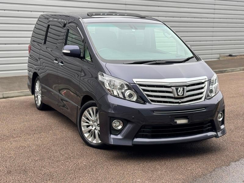 Toyota Alphard Premium edition For Sale (2013) for £15000.0