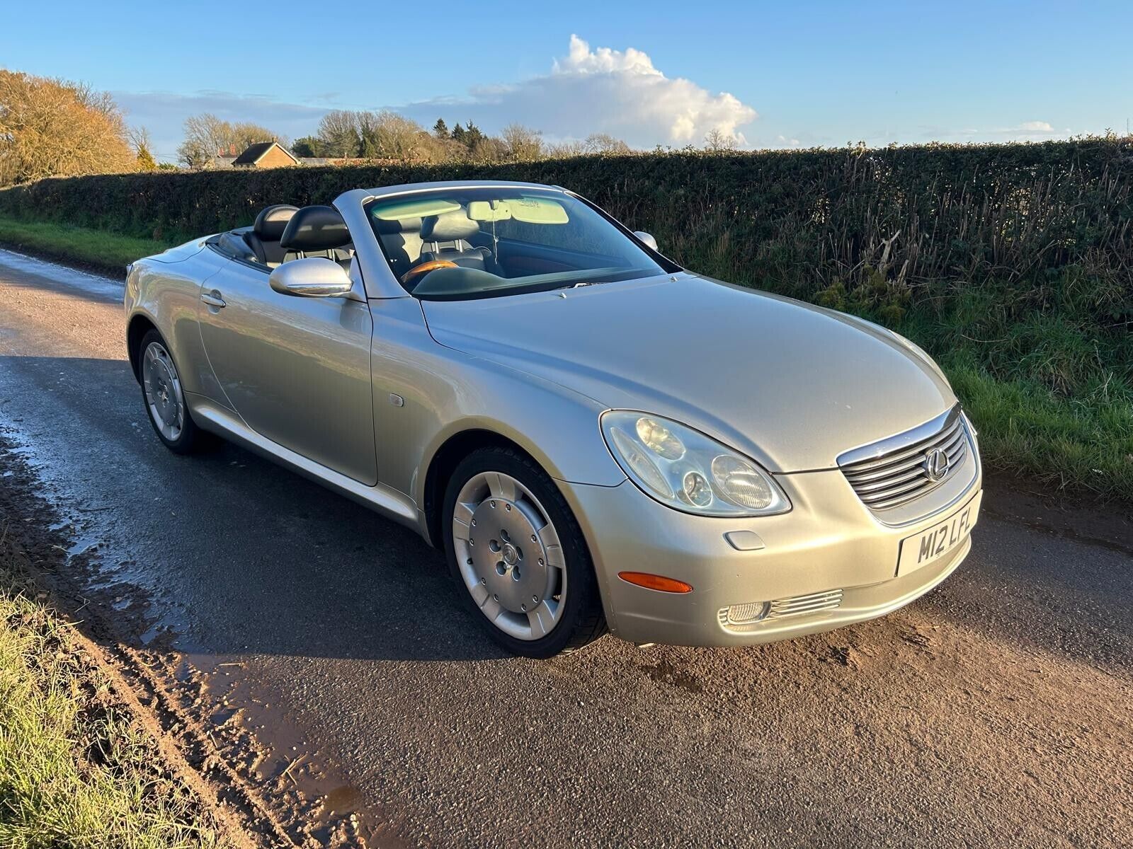 Lexus SC430 4.3 V8 Convertible Auto ULEZ Free 105k 1 Previous Owner For ...